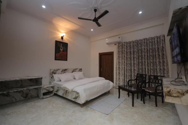 Riyaarth Stays - Agra