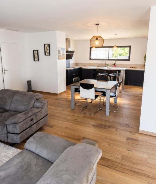 Maison Chaleureuse Et Climatiser à Aressy Avec Terrasse - 95 M² - Pau