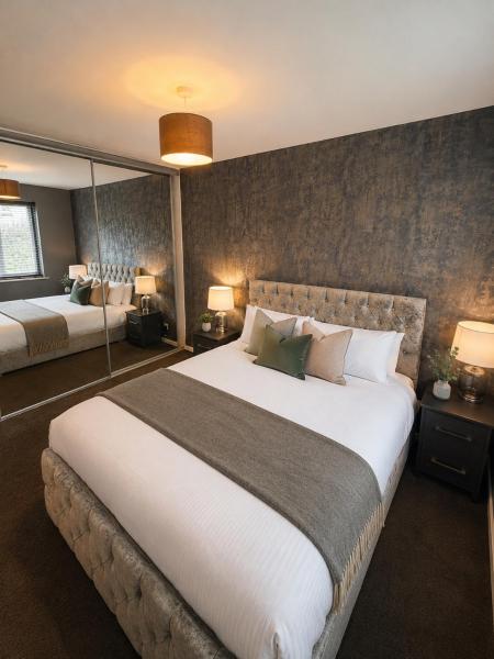 Central Southport 2 Bedroom Ground Floor Apartment - Southport
