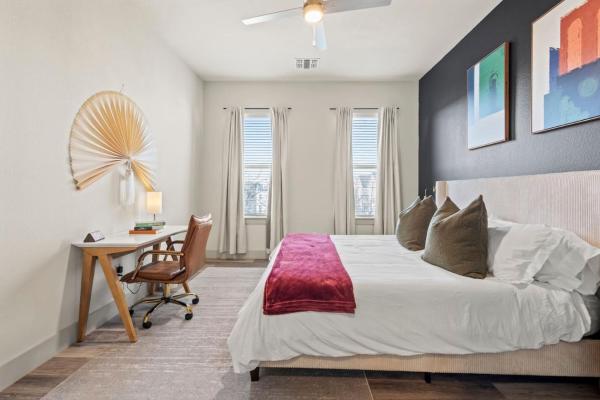 Fort Worth Executive 1 King Bed I Walk To West 7th - Fossil Creek Boulevard – Fort Worth