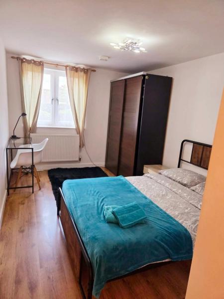 Spacious Entire 2 Bedroom Apartment Near Croydon London - イギリス クロイドン