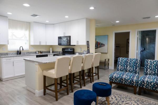 Palm Beach Cottage - Palm Beach, FL