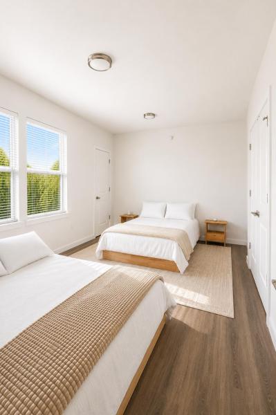 Room With Private Bath Free Parking Easy Access Nyc - New York