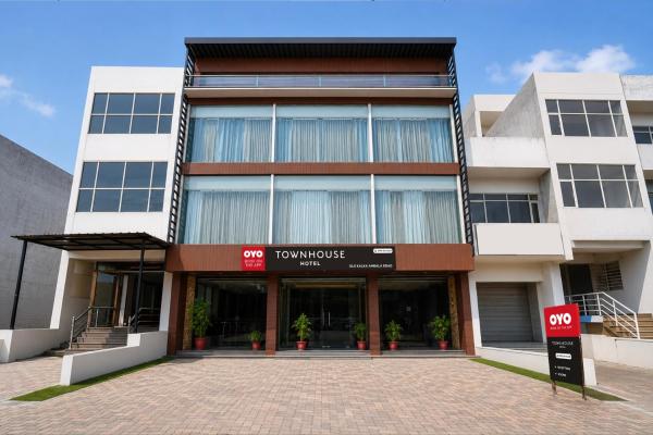 Super Townhouse By Oyo Old Kalka Ambala Road Formerly Viraj Inn - Panchkula