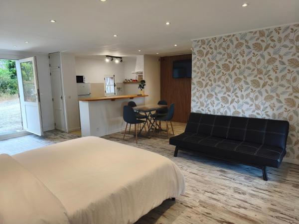 Location Saisonnière Studio Prestige Avec Terrasse Climatisation Parking Privé 2 à 3 Personnes Tourrettes Fayence - Fayence