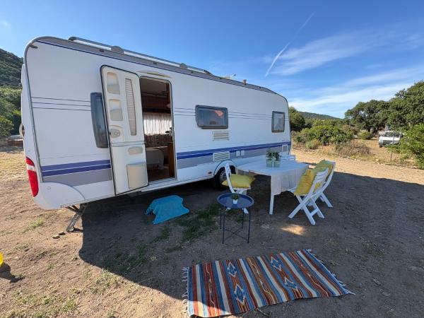 Clementine The Caravan - Sardinia