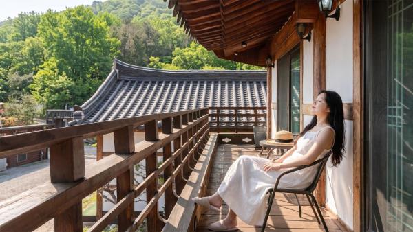 Gyeongju Palace Hanok Kids Pool Villa - Gyeongju-si