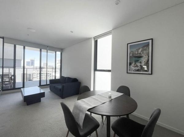 Skypark Oasis Retreat 2br@ Close To Olympicpark - Strathfield