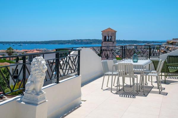 Les Pins - Mougins
