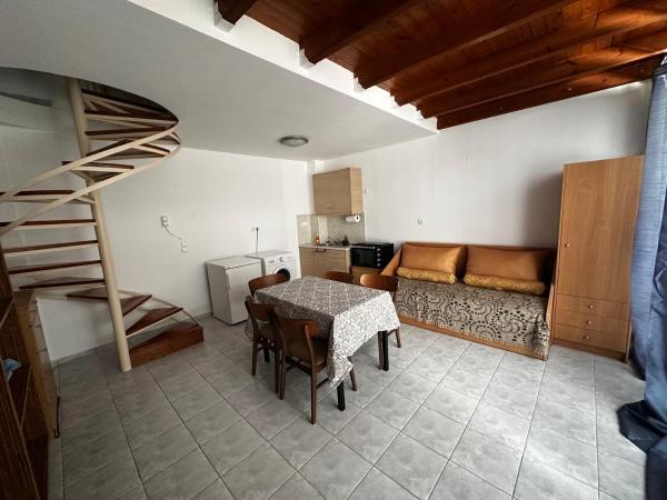 Gelly Apts - Koutouloufari