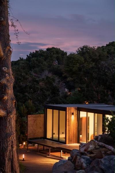 Serene Garden Cottage,constantia Mountain View - Cape Town