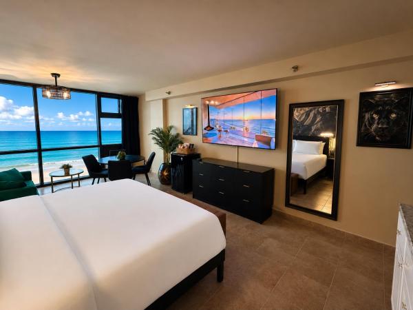 Oceanside Inn Condominium - 데이토나비치