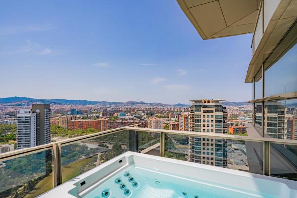 Penthouse Duplex With Epic Views - Barcelona