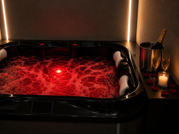 Alto Stays Suite 102 - Romantic Jacuzzi - Durres
