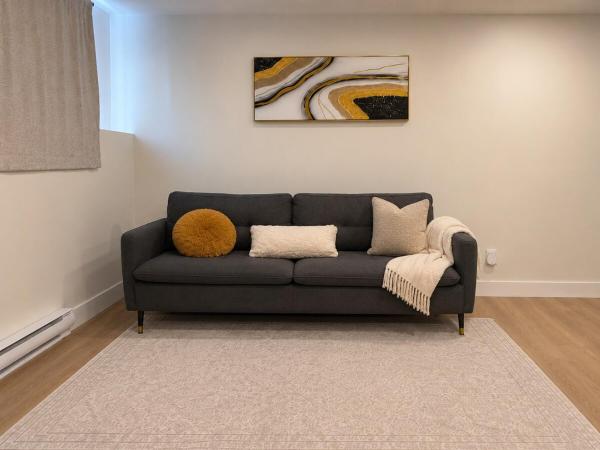 Modern Riverview Suite Near Downtown Moncton - Prince Edward Island