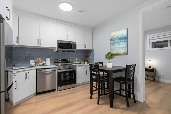 Minutes From Downtown | Spacious 1-bed - 캘거리