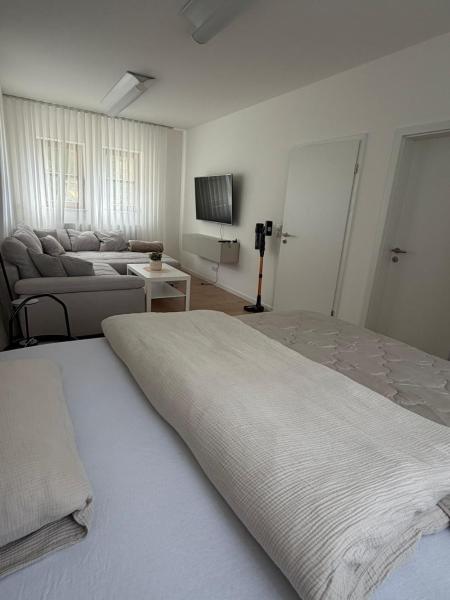 Studio Apartment Fully Furnished - Selb