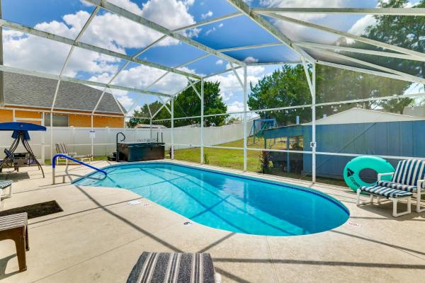 Pool, Hot Tub & Kids' Play Area! Davenport Home - Davenport, FL