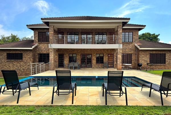 Avocado Grove Guest House - White River