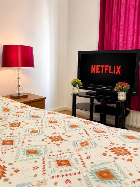 Cosy Room In Wolverhampton Perfect For Contractors - Wolverhampton