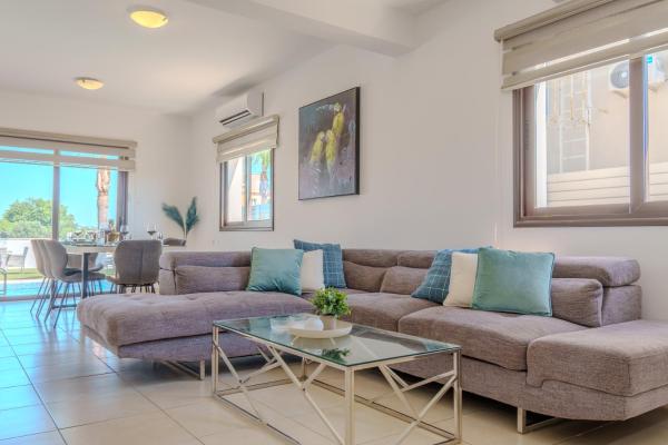 Viridian & Ochre Villas - 4 Beds Luxury Villas In Ayia Napa - Ayia Napa