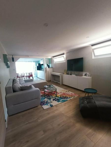 Cozy Space With Private Jacuzzi & Pool, Annecy - Rumilly