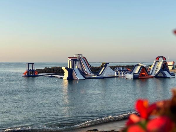 Soleil Bleu Beachfront Getaway - Sea View & Direct Beach Access - Nessebar