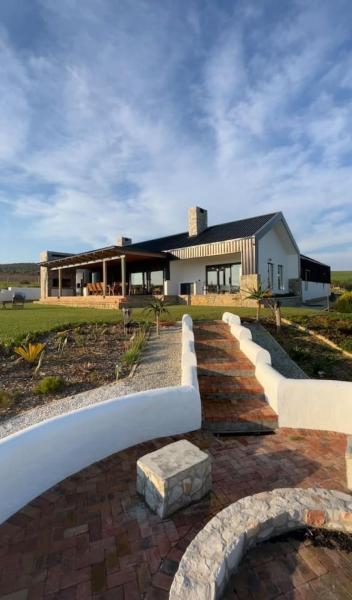 Farmstead At Ecs Winery - Fisherhaven