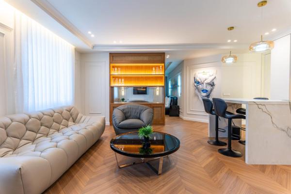 Bijou Parisien, High-end 1-br In Gemmayze - Beirut