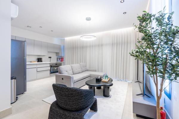 Elegant 2br Apartment In Alolaya Nzl293 - Riyadh