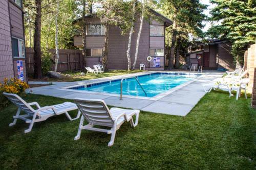 Sierra Manors In The Heart Of Mammoth - Mammoth Lakes, CA