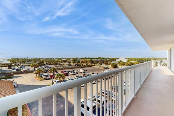 Elegant Beachfront Condo With Wraparound Balcony Gulf Views & Pools - Orange Beach, AL