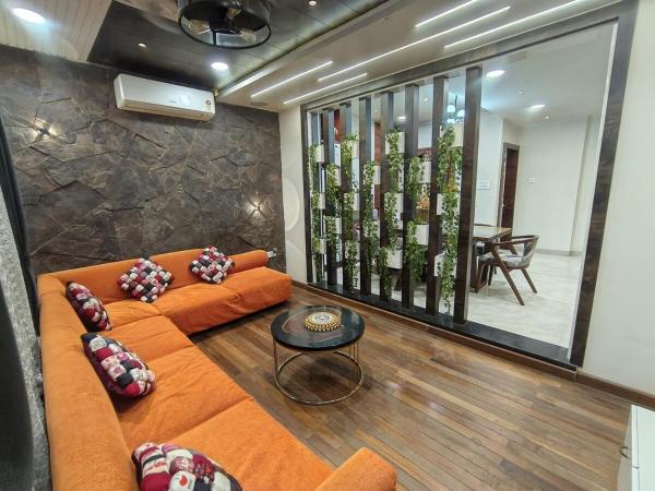 The Crystal Sanctuary Luxury Smart Villa - Indore