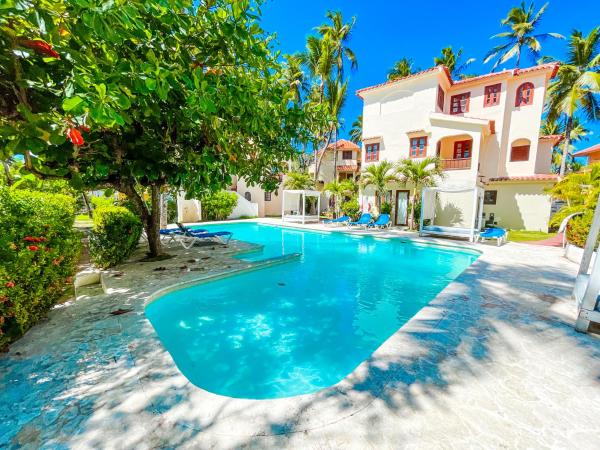 Tropical Villas And Suites - Beach Club, Spa, Restaurants - Playa Los Corales - Punta Cana