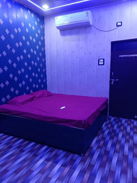 Sasa Stayhome - Varanasi