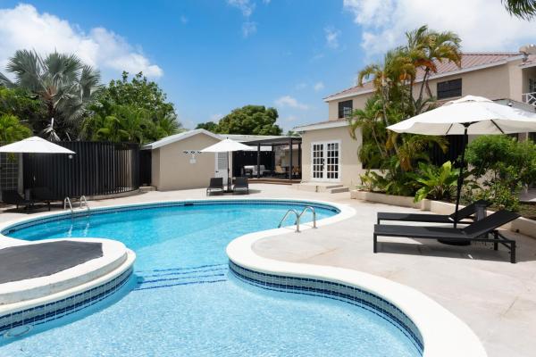 Luxe Retreat With Private Pool Near Beach - The June 3 Bedroom - Bridgetown, Barbados