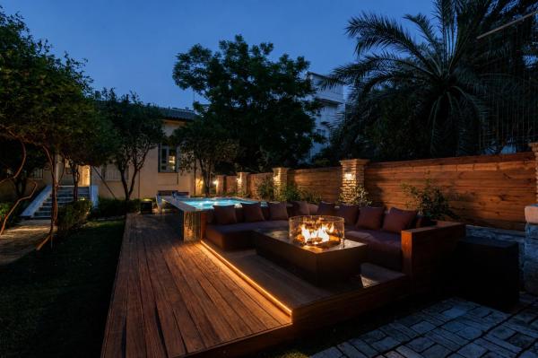 Historical Palace With Acropolis Views And Pool - Athens