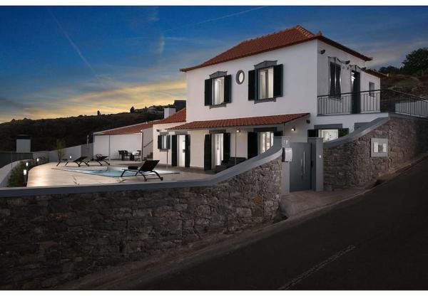 Serenity Villa - Calheta