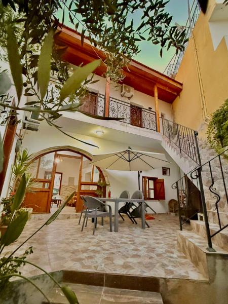 Magic Moon Guest House - Cipro