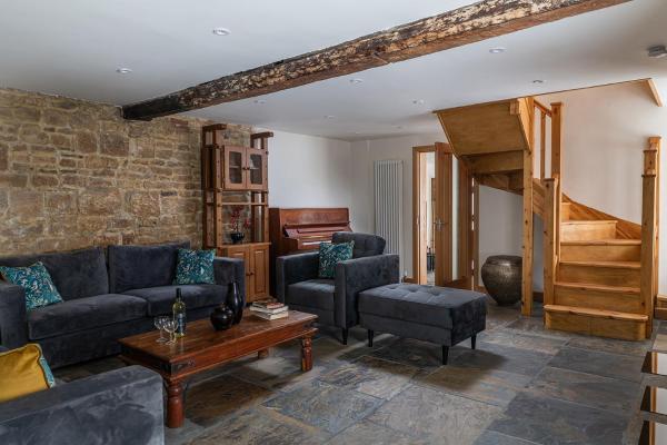 Finest Retreats - Tranquility House - Stroud, UK