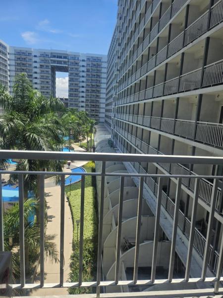 Abz Staycation Shell Residences - Parañaque