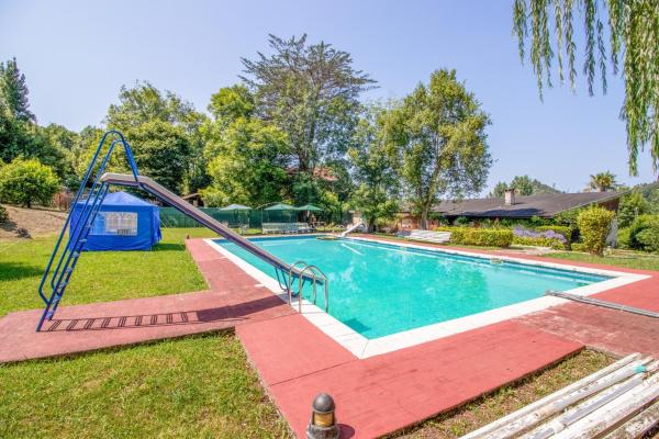 Villa Con Gran Jardín Y Piscina - Santander