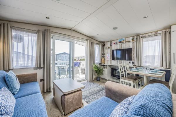 Lovely Home In Church Farm Haven Park - Pass The Keys - Chichester
