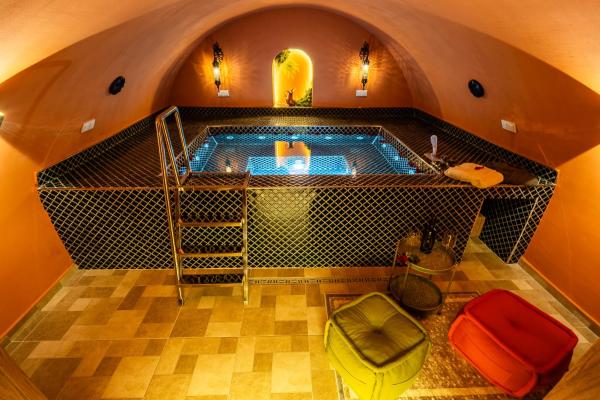 Luxury Ottoman Townhouse - Private Spa & Jacuzzi - Istanbul