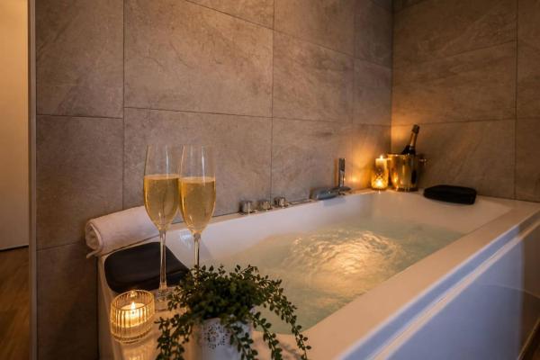 Estudio Con Jacuzzi Y Vistas Al Mar - Empuriabrava