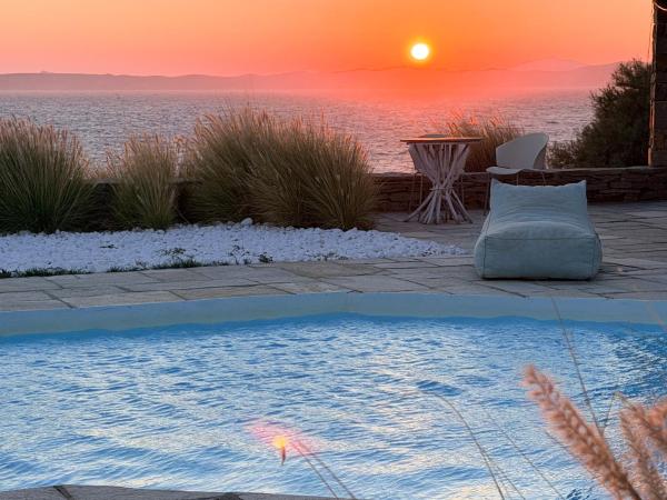 Elli S Seafront Pool Villa, 100 M From Quiet Sandy Beach In Kea, Cyclades - Kea