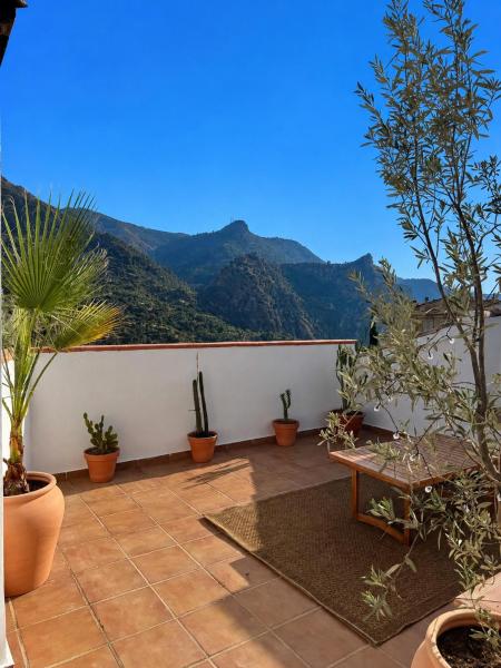 Casa A La Vera De La Sierra - Güéjar Sierra