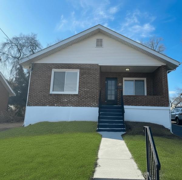 2bed 1bath Rental In Saint Louis Freshly Rehabbed - St. Louis, MO
