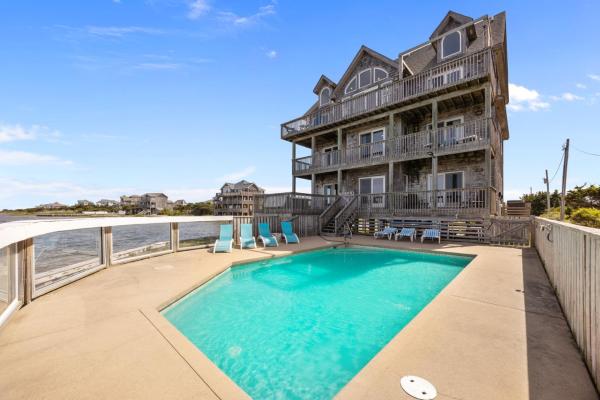 7011 - Banzai Landing - Rodanthe, NC