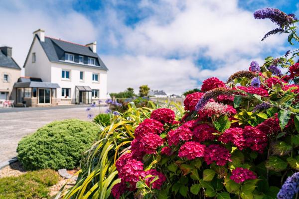 La Villa Josée - Maison Rénovée à 700 M De La Plage - Kerlouan